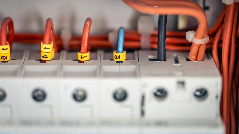 Switchboard Maintenance: A Full Guide - electricgs.com