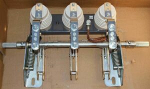 What is an Earthing Switch – An Ultimate FAQ Guide - electricgs.com